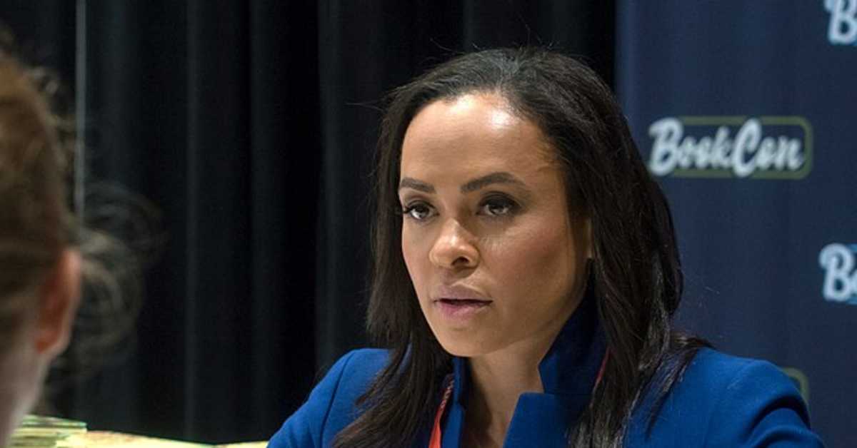 MAGA Posting Sexist and Racist Attacks Against Debate Moderator ...