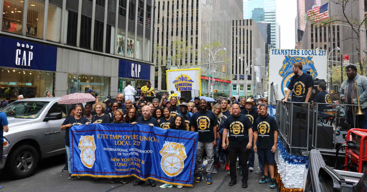 Teamsters Unions in Battleground States Endorse Harris, Bucking ...