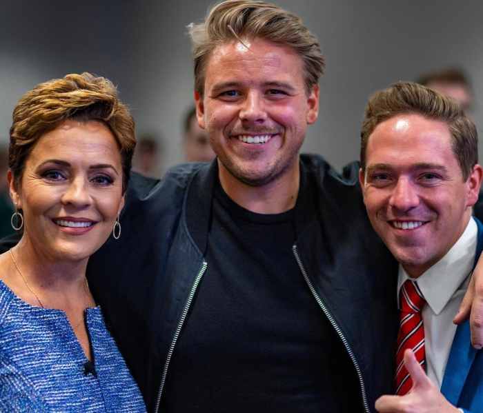 Fox News Producer Locks Twitter Account After Posting Racist Attack on ...