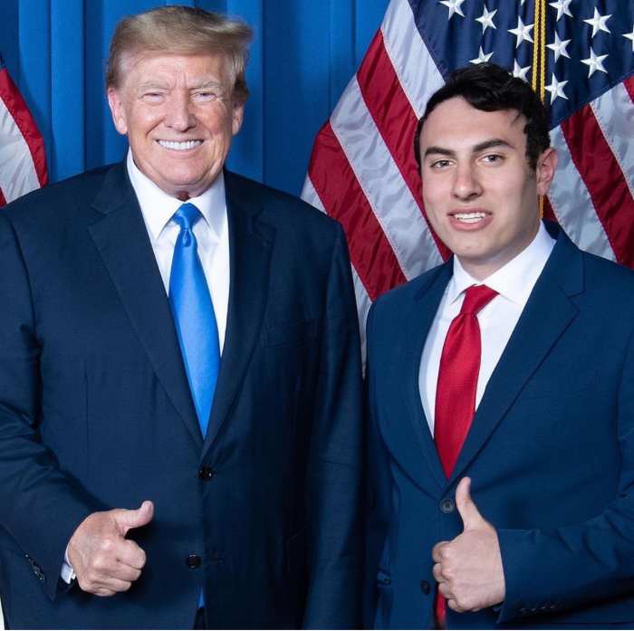 MAGA Troll Who Posed As a Black Woman Online Spotted at Trump’s Mar-a-Lago Home - MeidasTouch News