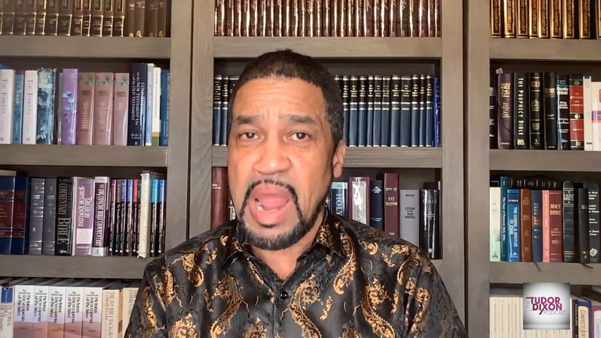 Pastor Darrell Scott Said Charlie Kirk Wants to Bring Back White ...