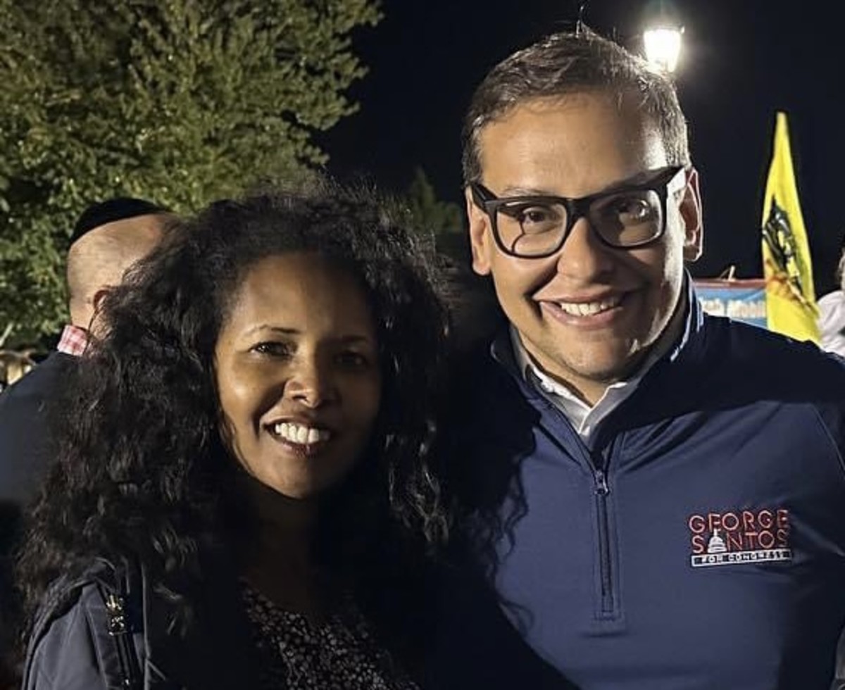 On Fox 5 New York, Mazi Pilip Claimed to Have Done an “Internship at ...