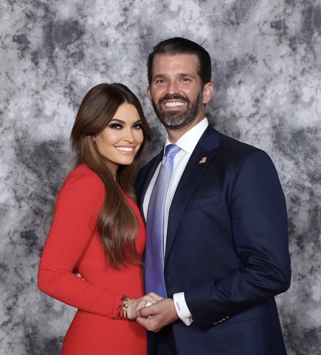 Twitter Reacts to Video of Kimberly Guilfoyle Scolding Mar-a-Lago ...