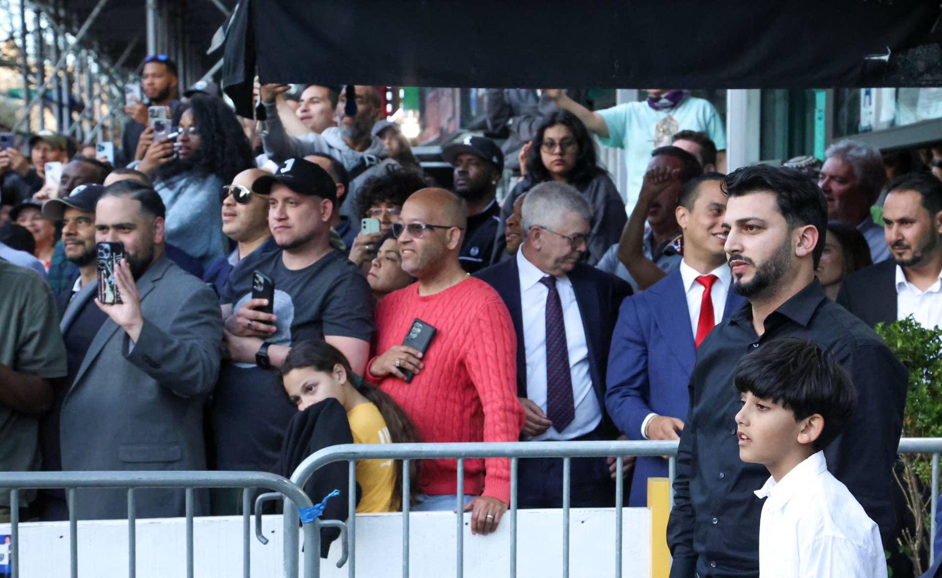 Busted! Trump's Harlem Bodega Visit Was Organized by Pro-Trump ...