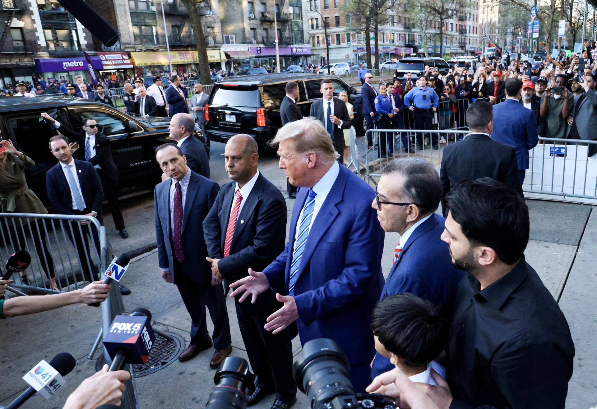 Busted! Trump's Harlem Bodega Visit Was Organized by Pro-Trump ...