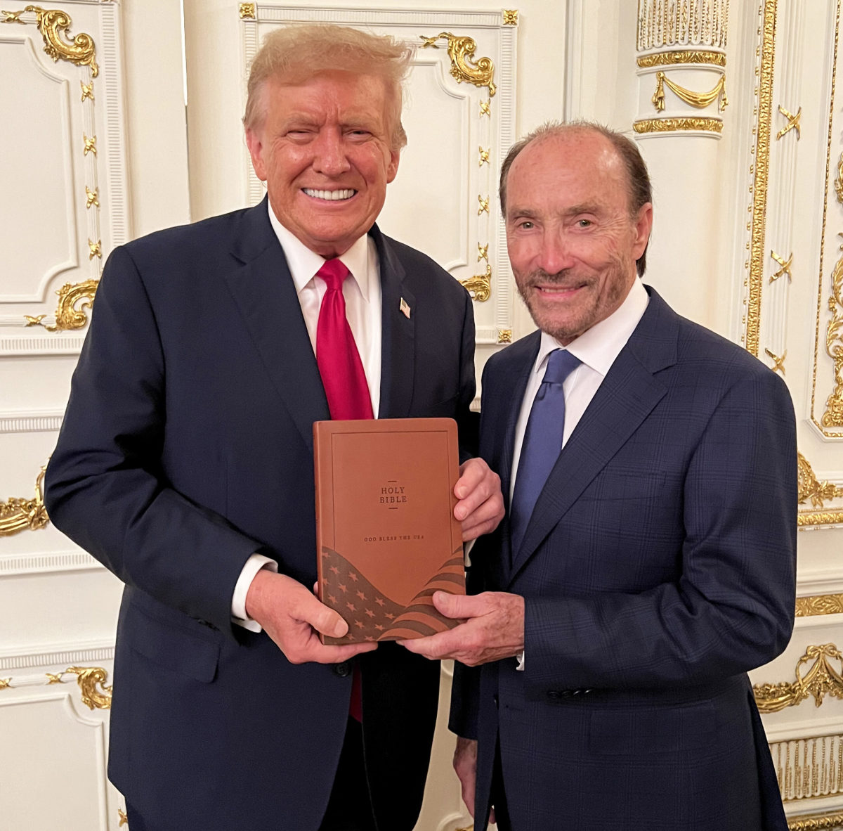 Photo of Autographed Trump Bible Surfaces at Mar-a-Lago - MeidasTouch News