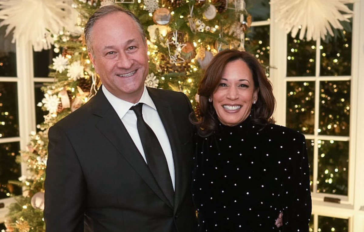 Fact Check: Trump Falsely Claims Kamala Harris "Fighting" for "No Merry ...