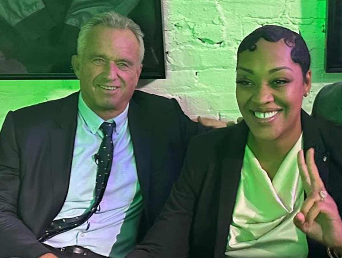 Organizer: My “Pro Life” Mar-a-Lago Fundraiser to Help Pregnant Women ...