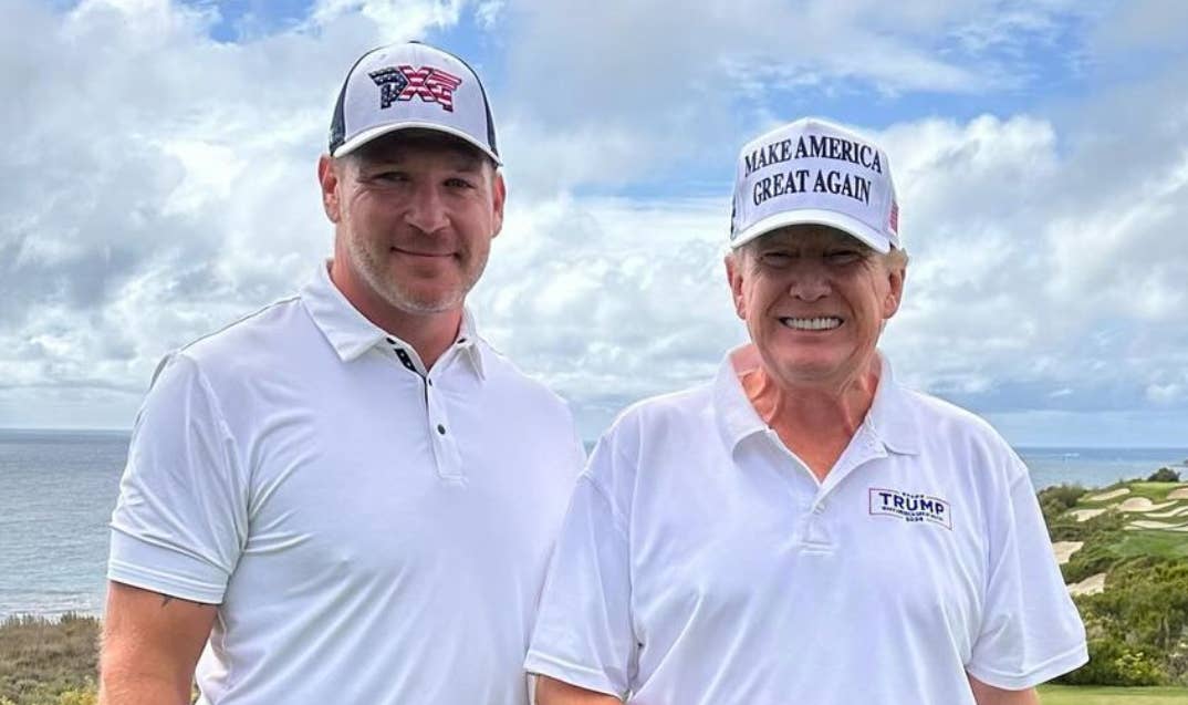 Trump Welcomes Endorsement From Brian Urlacher Who Liked Several QAnon ...