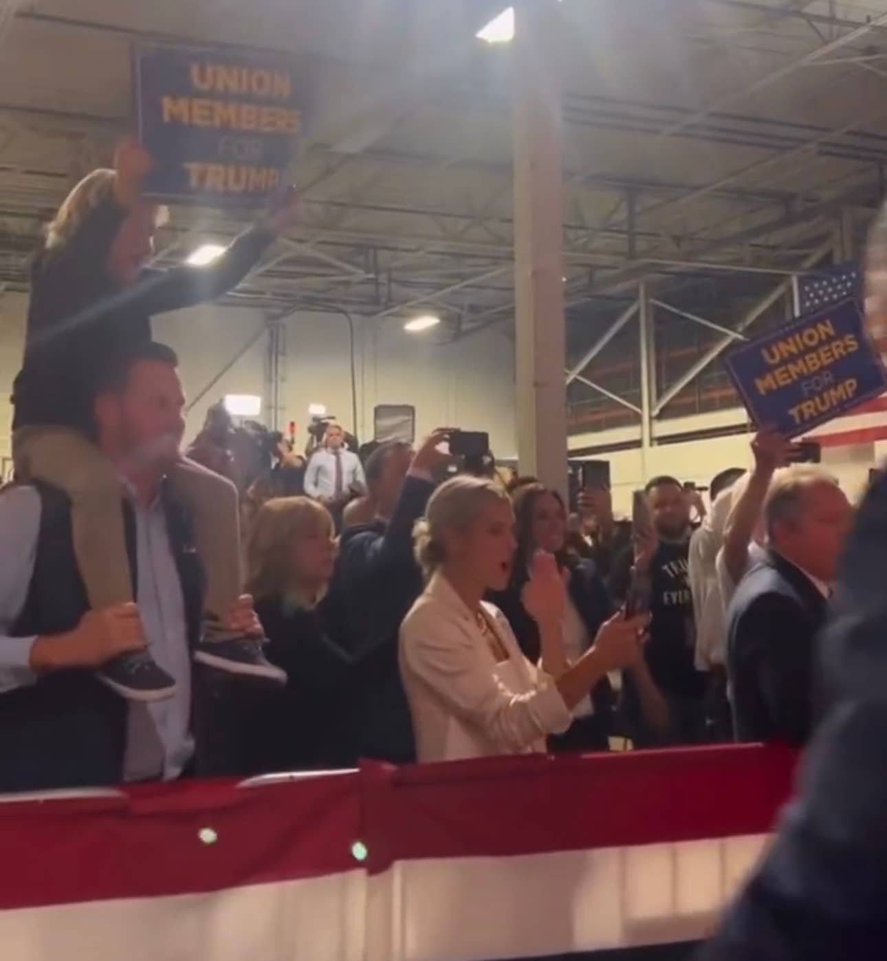 Non-Union Attendees Held Union Signs At Trump's Fake Union Rally ...