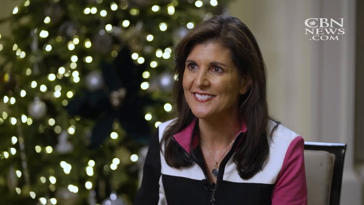 Nikki Haley Appears to Endorse Texas' Razor Sharp River Buoys ...