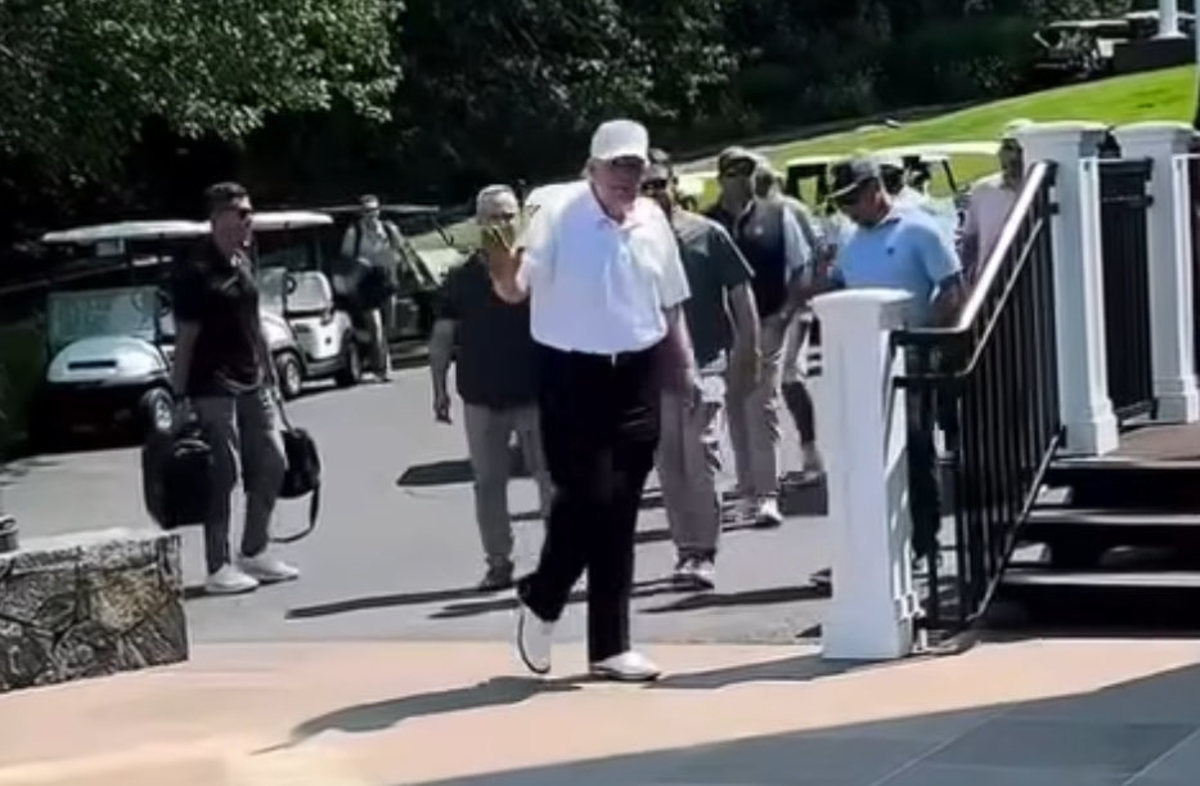 Trump Sneaks In Second Straight Golf Trip - MeidasTouch News