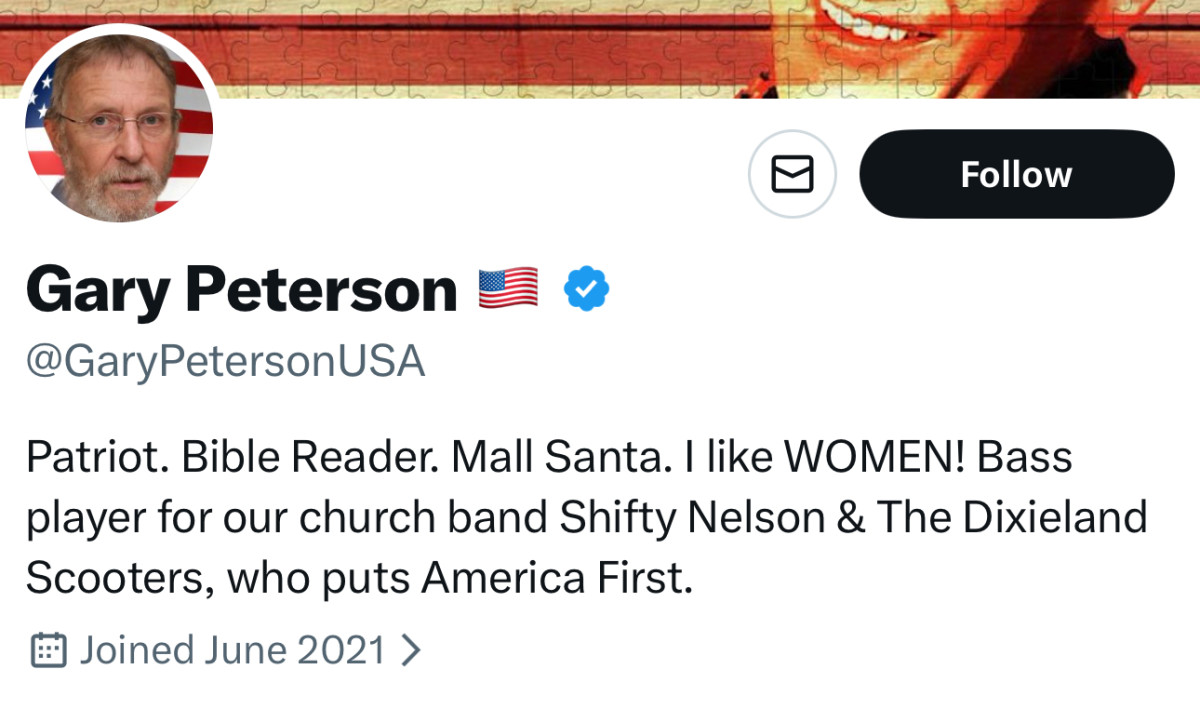 Oops! Trump Boosted 'Mall Santa' Troll Account That Routinely Mocks Him - MeidasTouch News