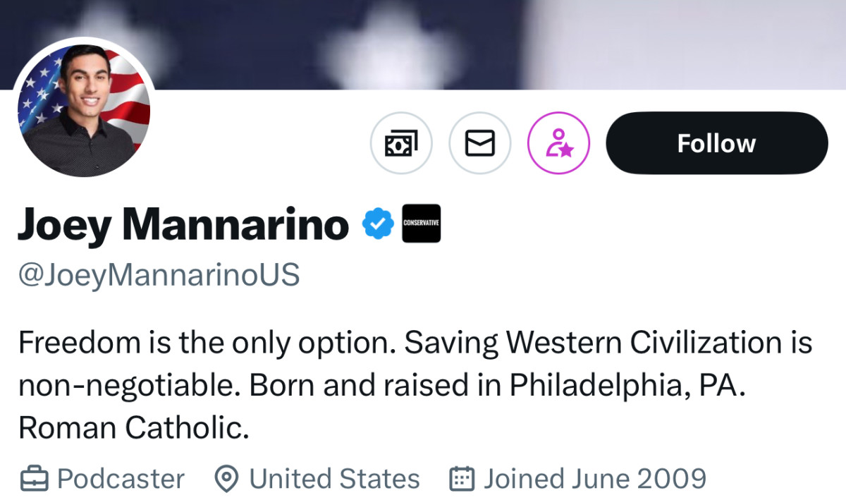 MAGA Troll Who Posed As a Black Woman Online Spotted at Trump’s Mar-a-Lago Home - MeidasTouch News