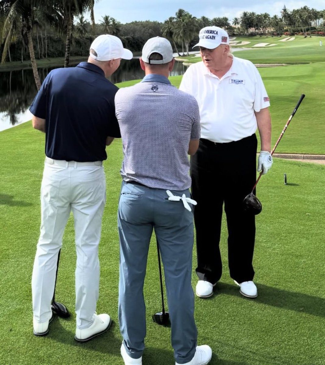 Trump Skips White House, Spends Third Straight Day at Golf Club ...